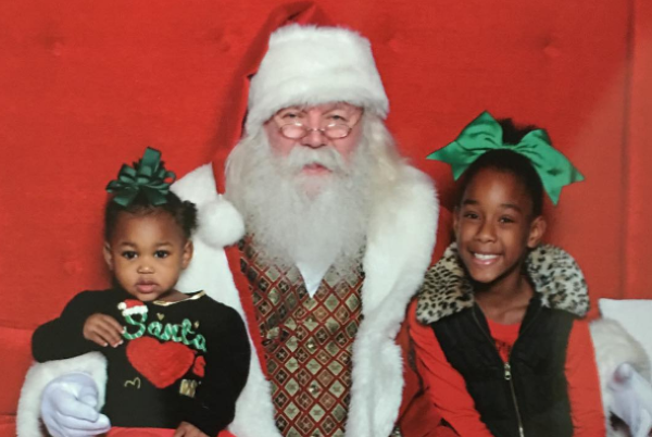 This video of two girls dancing PERFECTLY sums up sisterhood